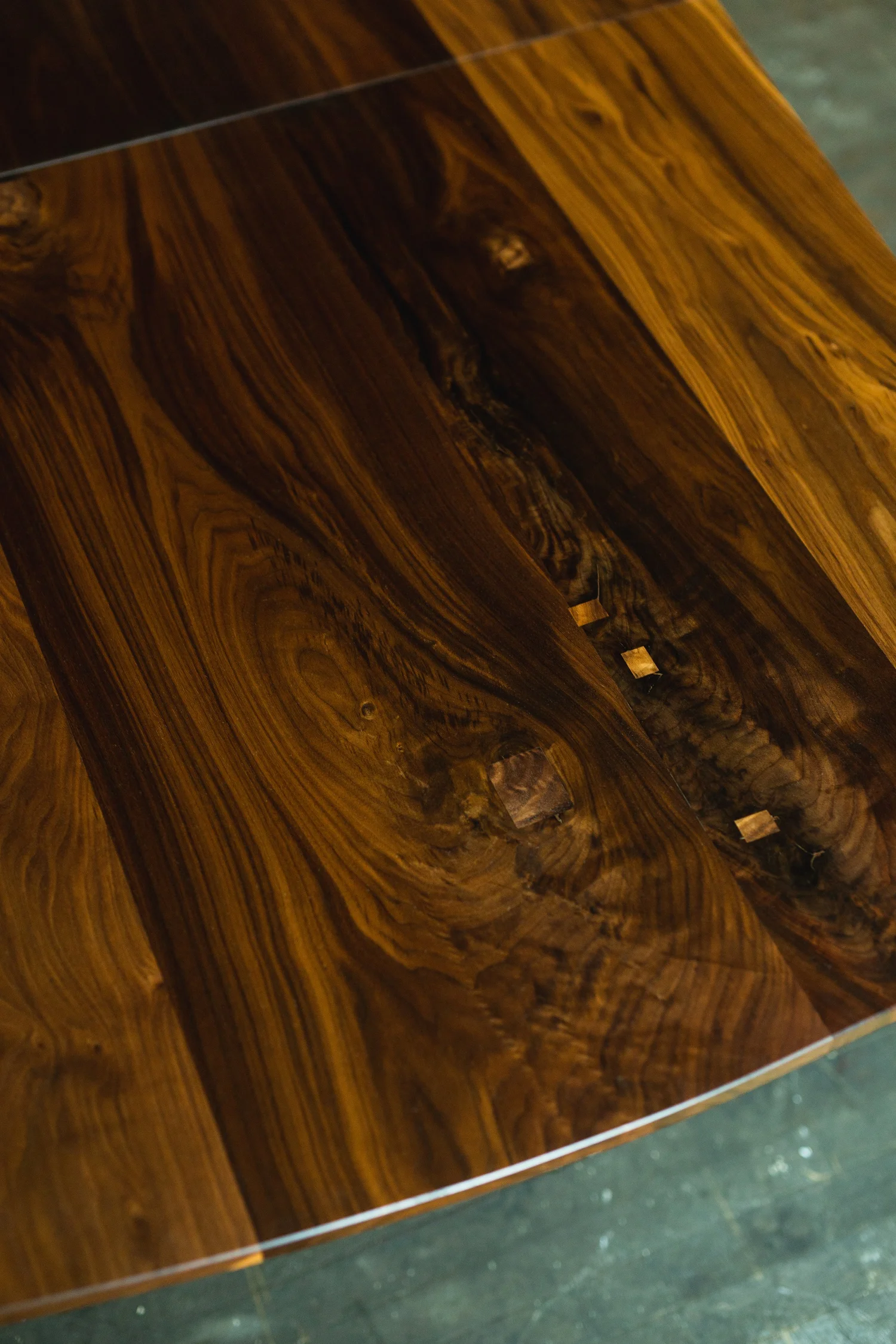 Flint Extension Table — Common Species | Heirloom Objects and Furniture
