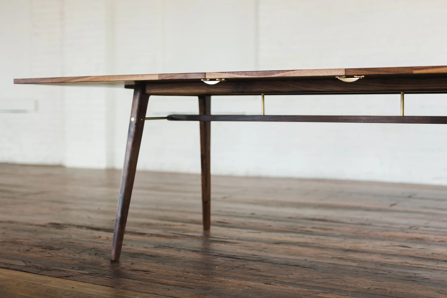 Flint Extension Table — Common Species | Heirloom Objects and Furniture