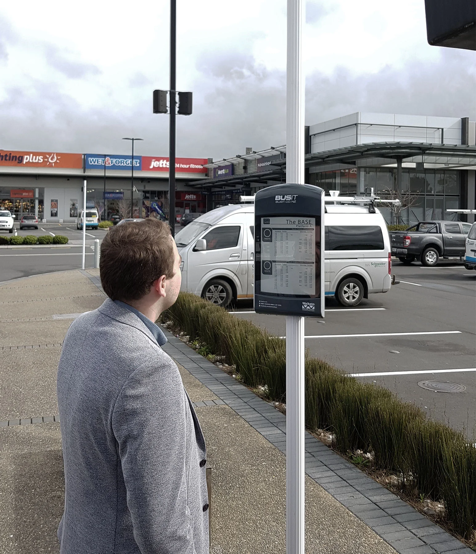 DIGITAL BUS STOPS — Mercury Innovation Pty Ltd