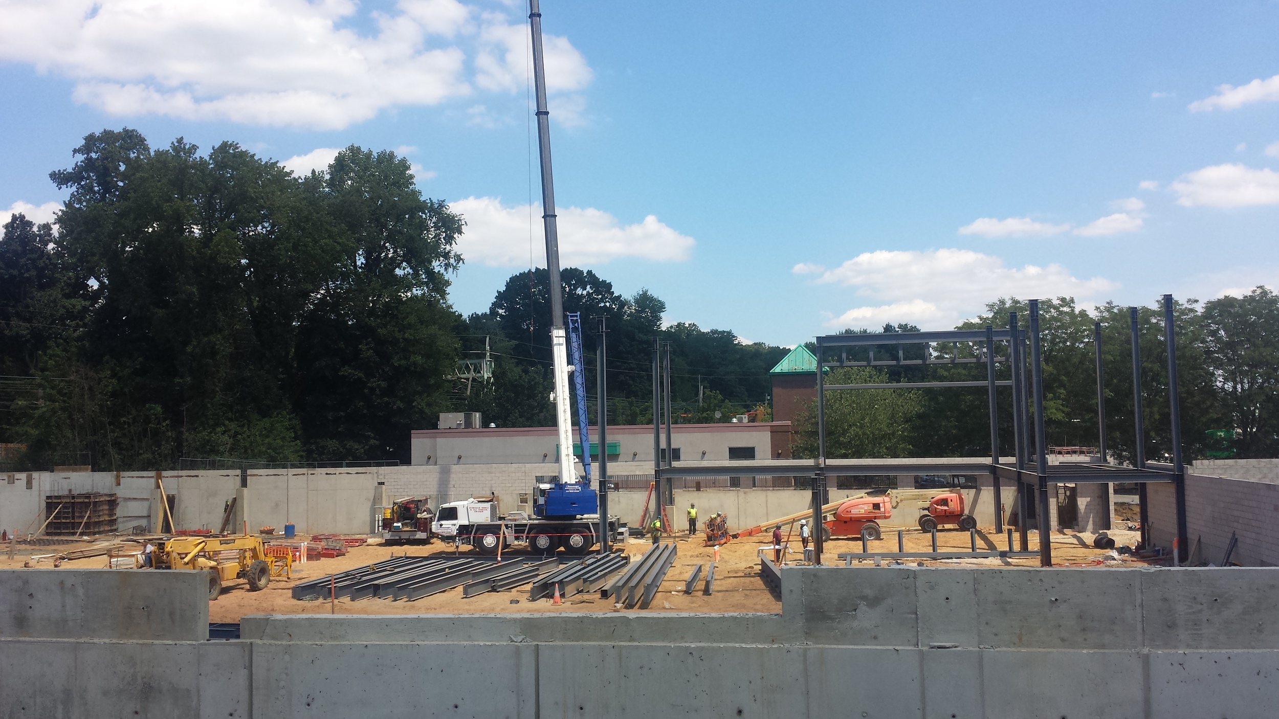 Newswanger Cranes & Trucking
