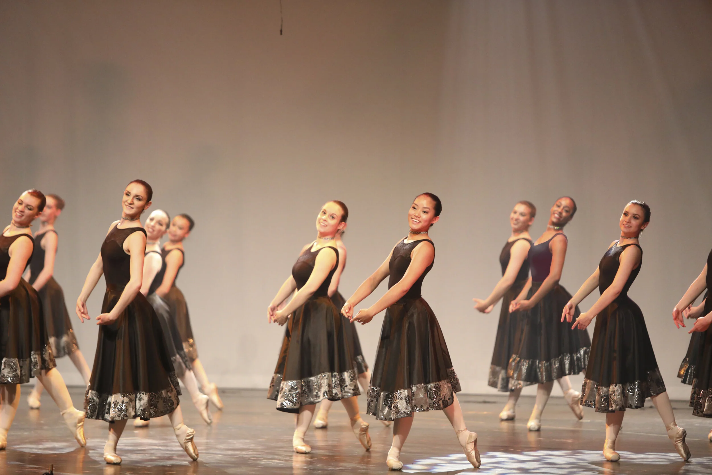 Découvrir nos classes — Junior Ballet