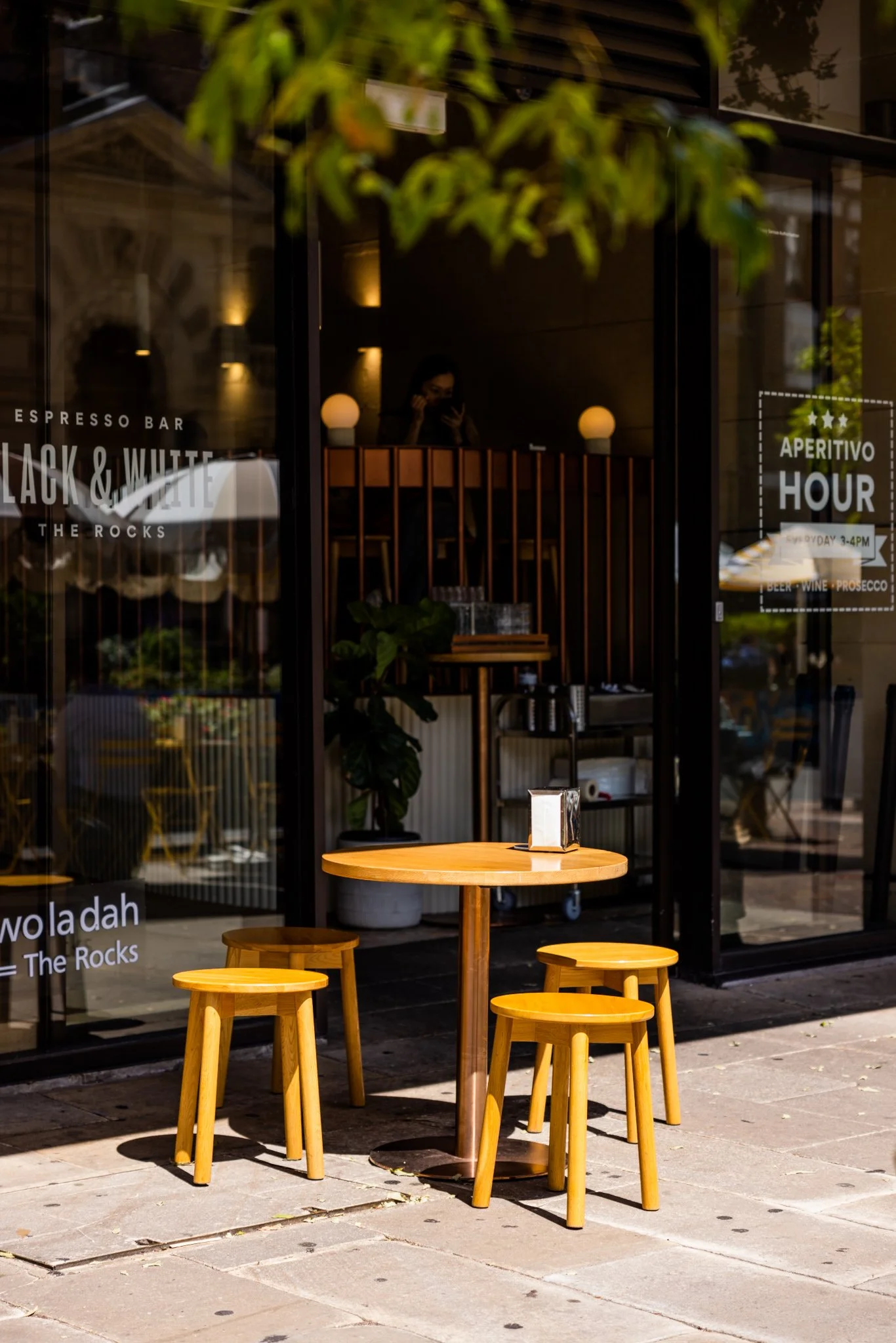 Cafe - The Rocks | Black and White Espresso