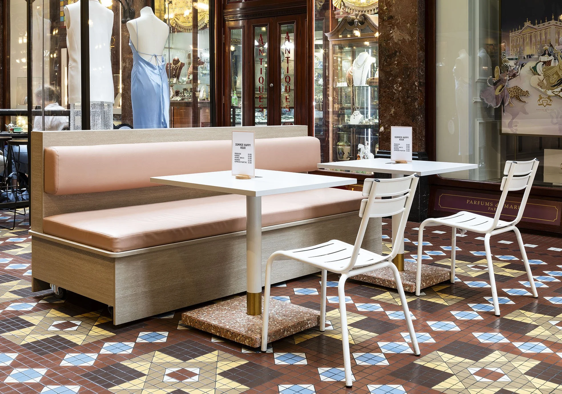 Cafe - The Rocks | Black and White Espresso