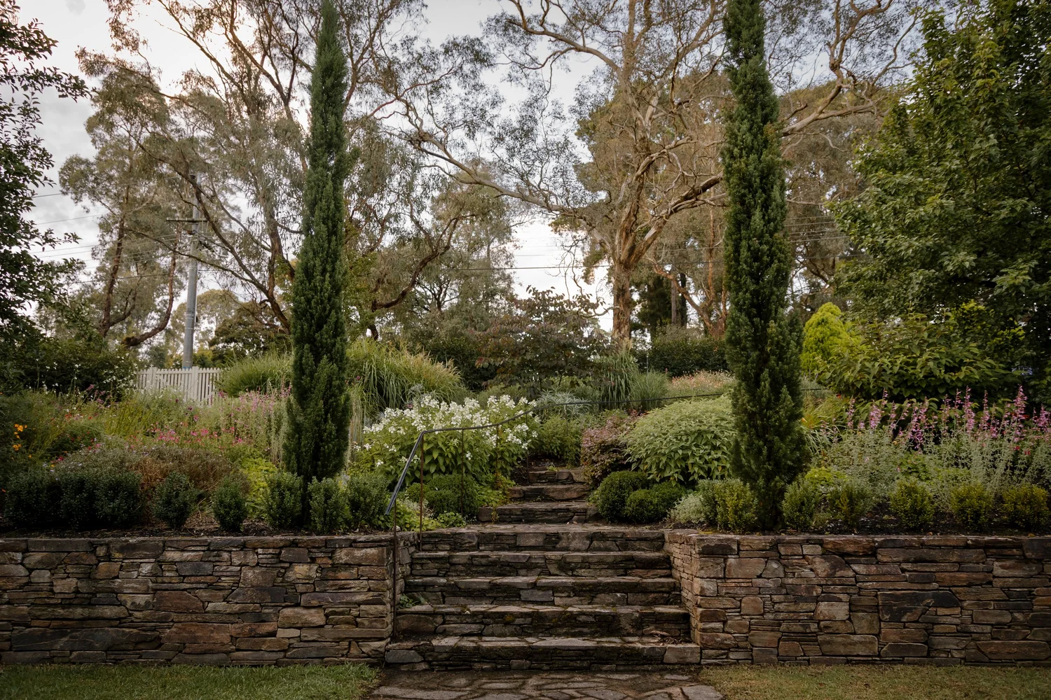 Donvale Garden — Ashley James Ashley James Gardens