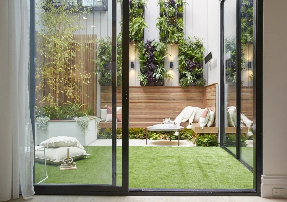 St Kilda Courtyard — Ashley James Ashley James Gardens