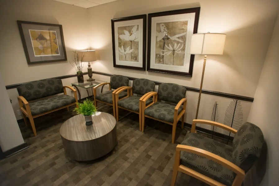 Dentist Downtown Seattle WA | Drs. Julia & Alan Moritis