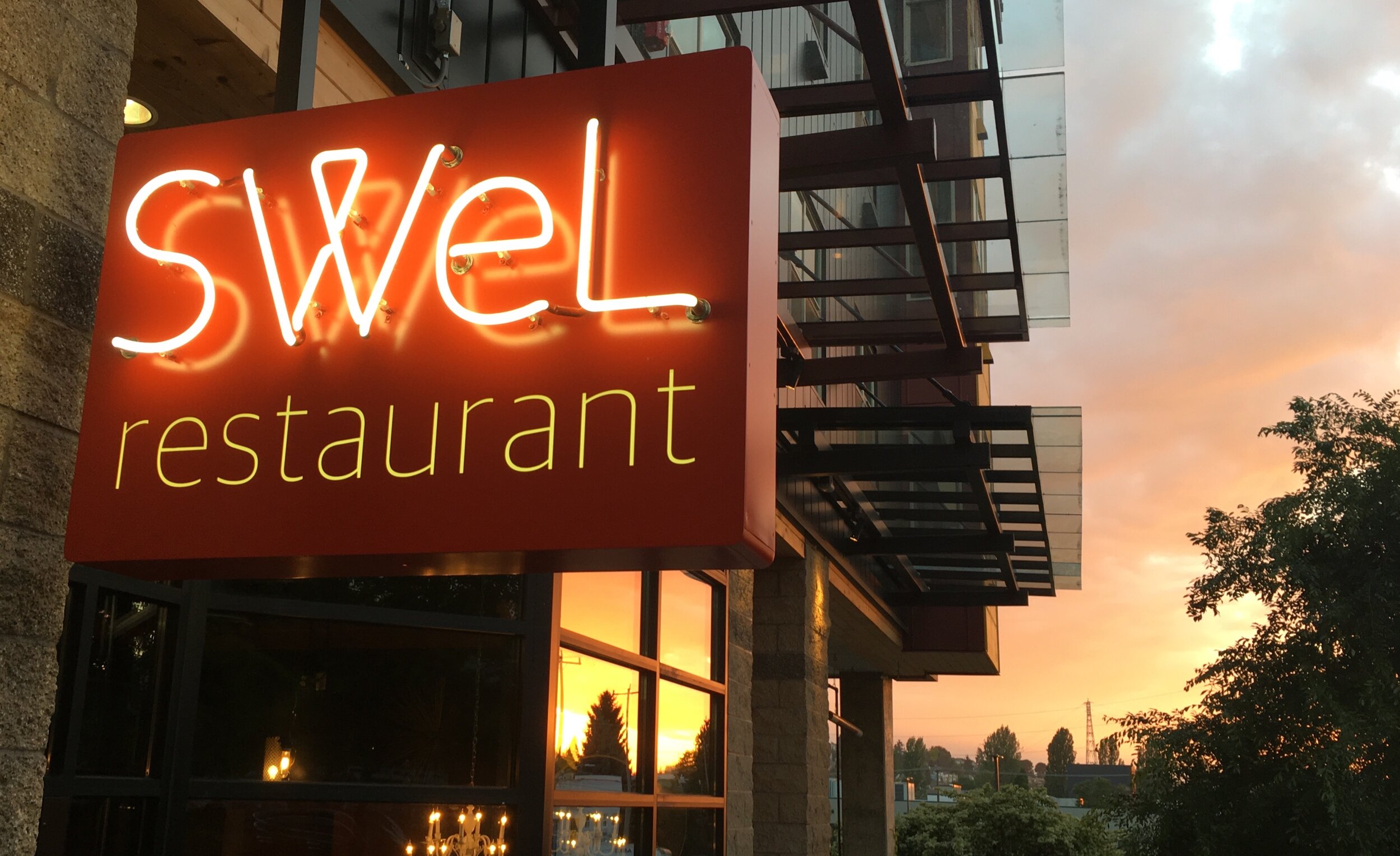SWeL Restaurant