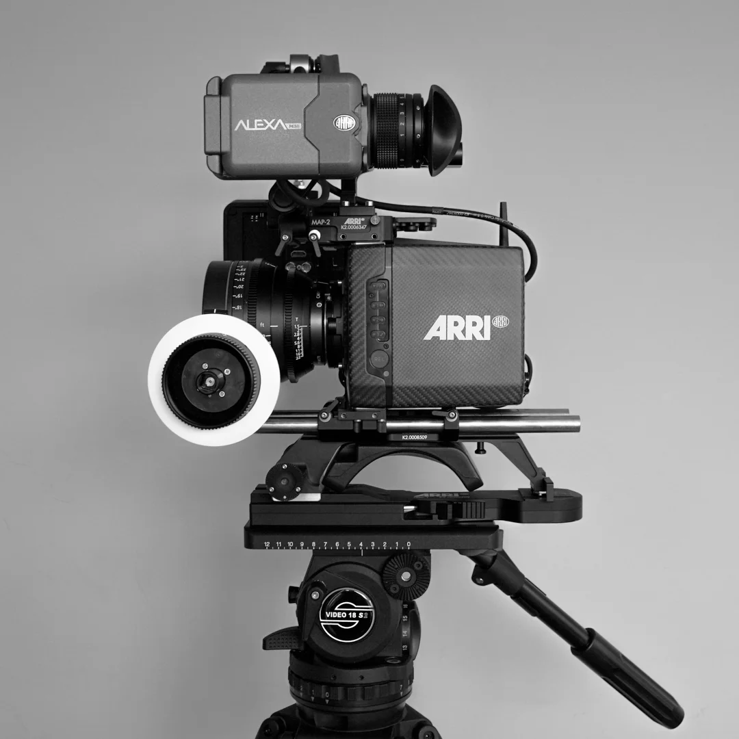 About — CHRIS NEWCOMBE