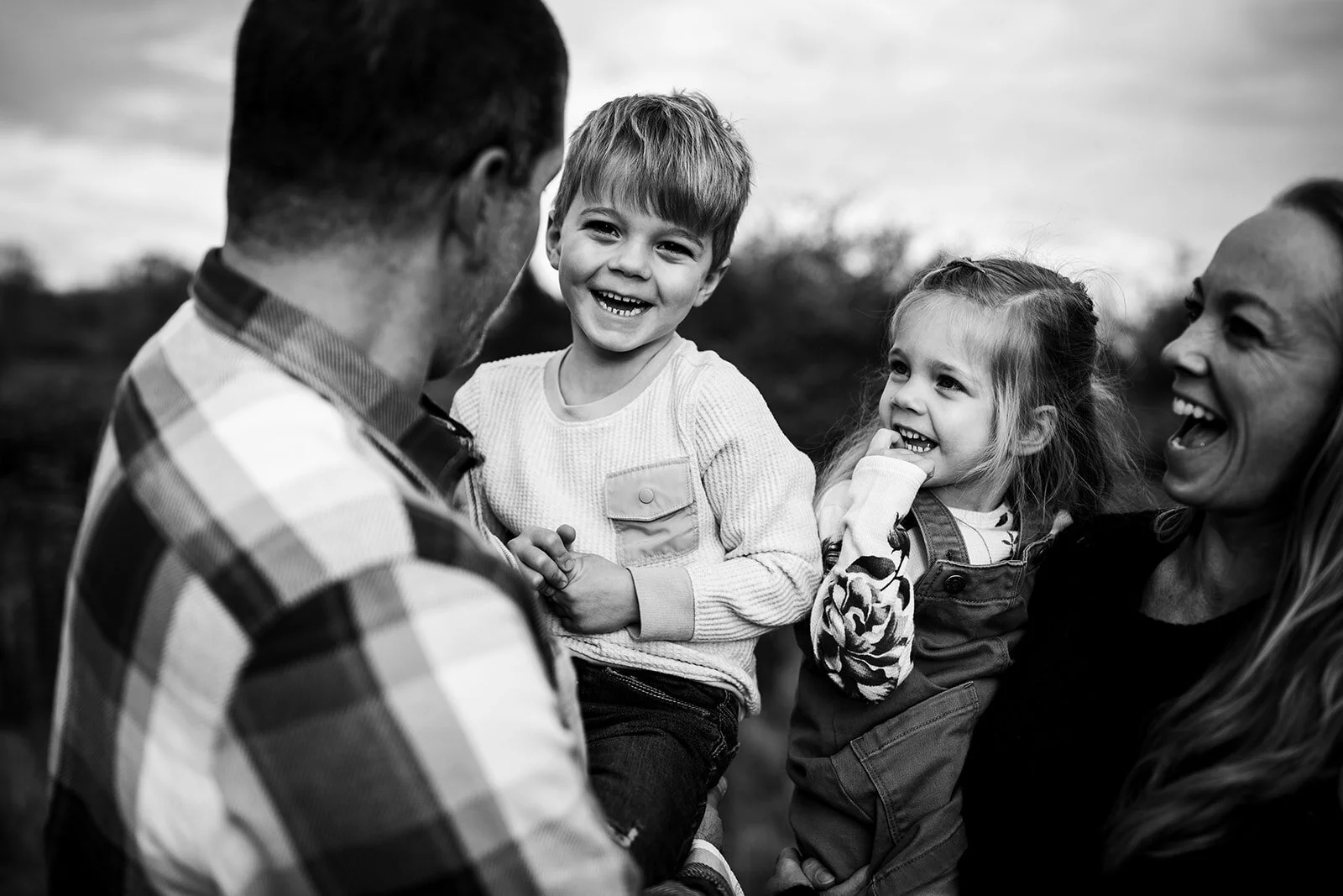 Family Session at the Viles Arboretum — Mariah Clemons Photography