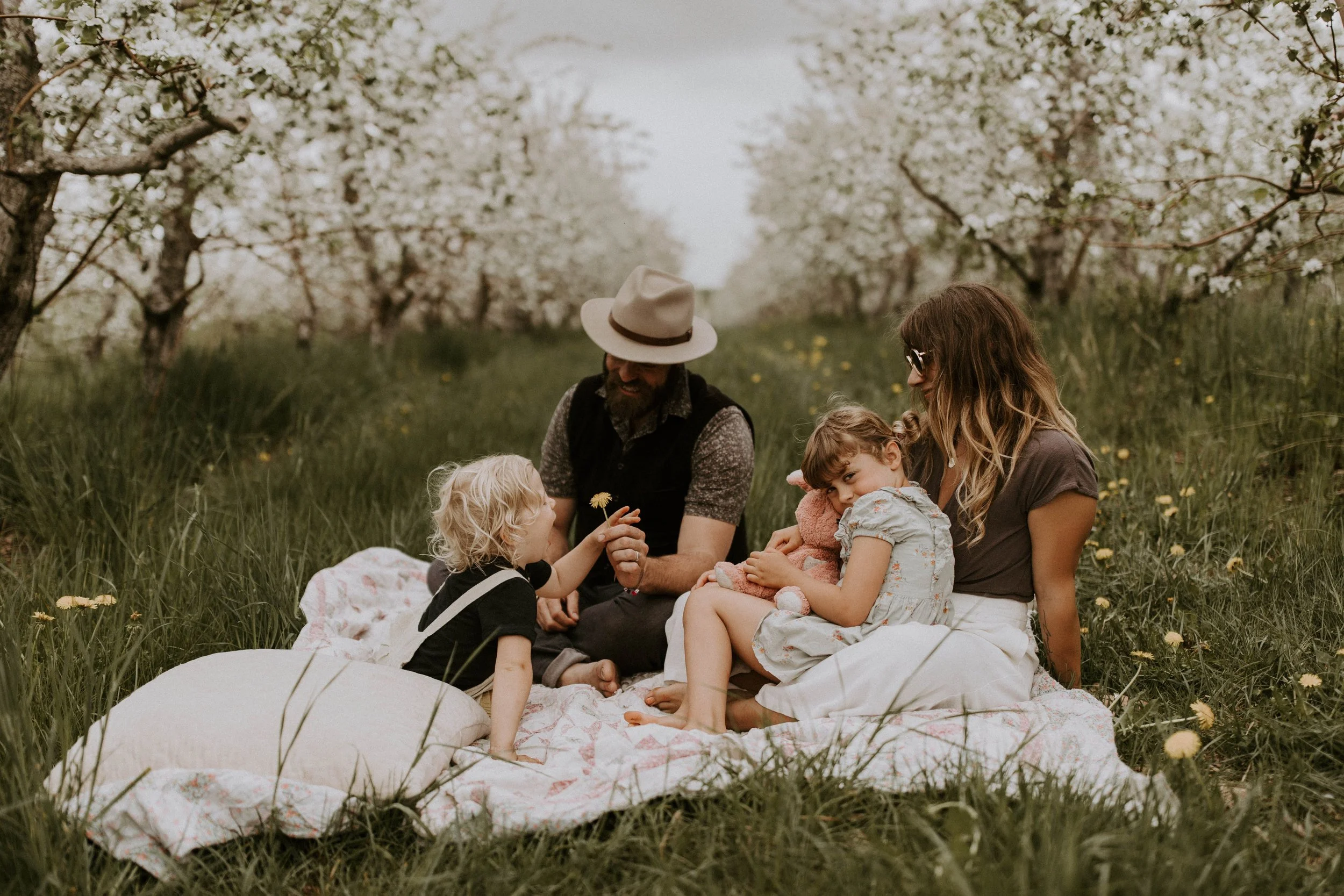 Full Bloom with the Delamater Family - Bridgton Maine — Mariah Clemons ...