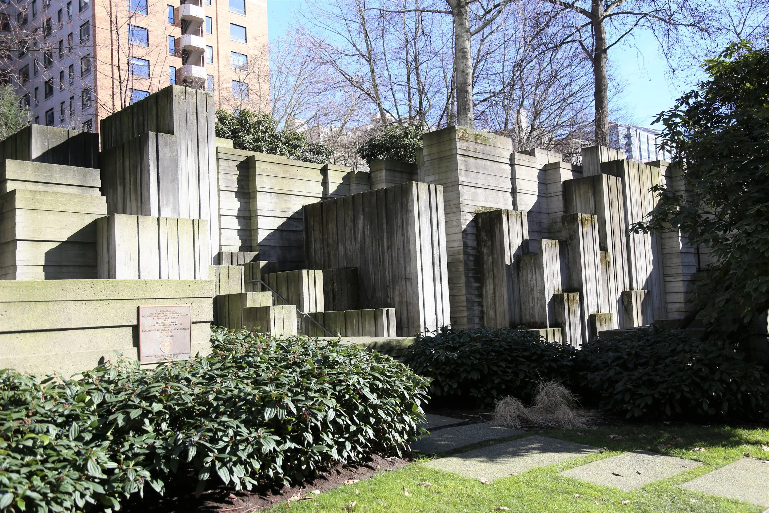 Freeway Park — Rain or Shine Guides