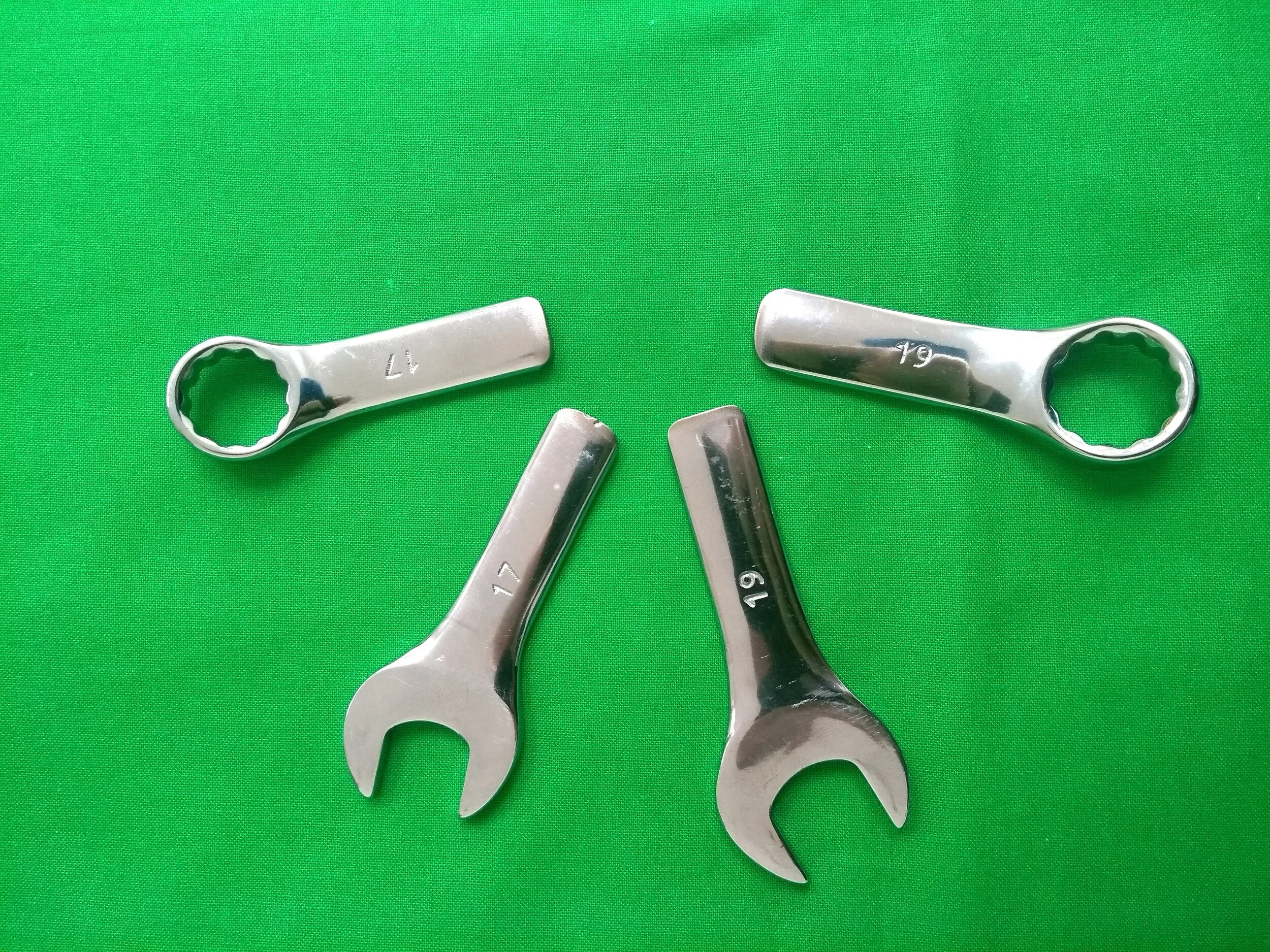 Adjustable Industrial Manacles — Harlequin Works