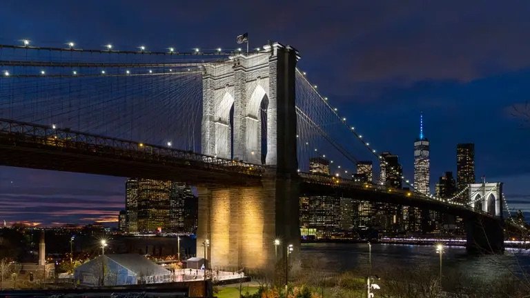 Ice Skating Under The Brooklyn Bridge Is Back This Month — The Hoffman Team