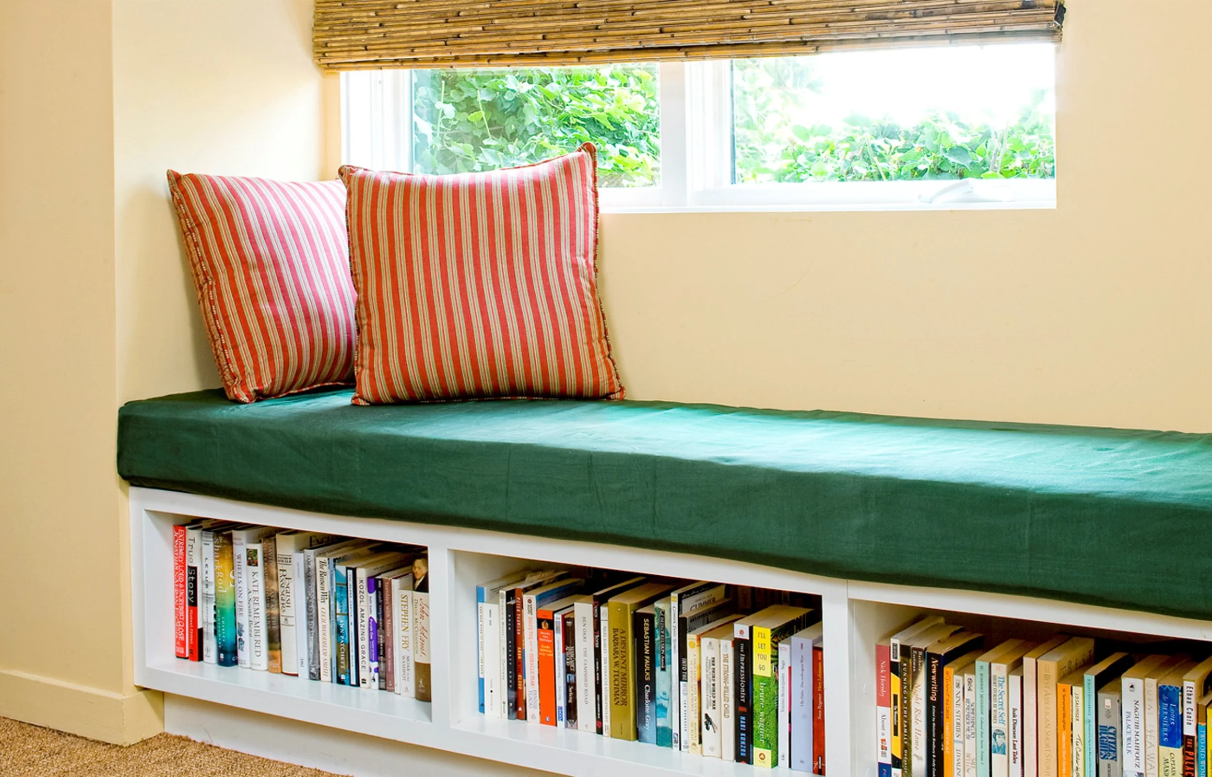 You’ll Never Want to Leave These 25 Gorgeous Reading Nooks for Small ...