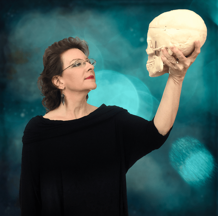 Analyze This — Kim Lindquist