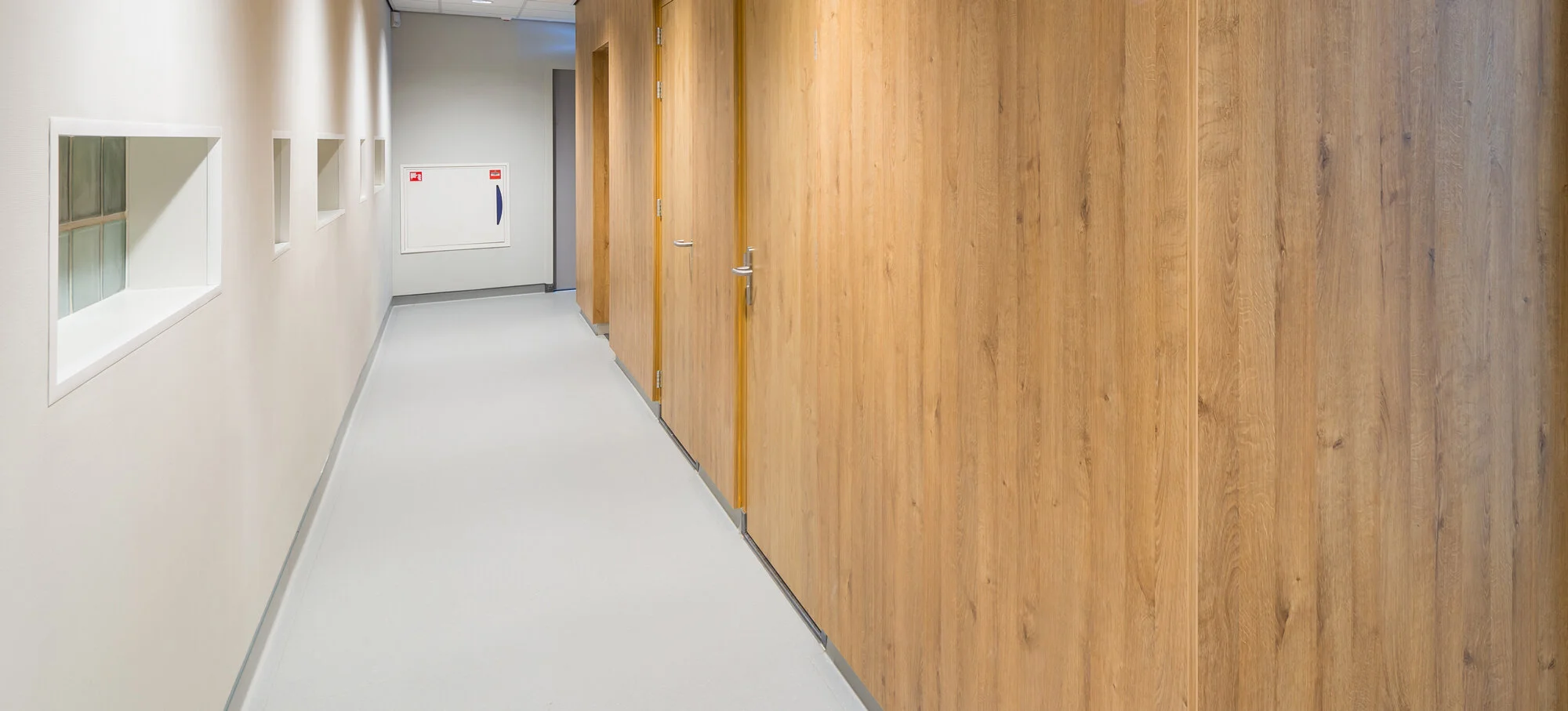 ClicWall eCommerce —Plytech