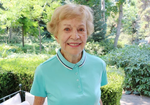Barbara — MOMSTRONG