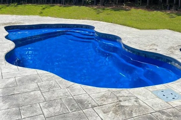 Billabong Splash Fiberglass Pool | Browning Pools & Spas