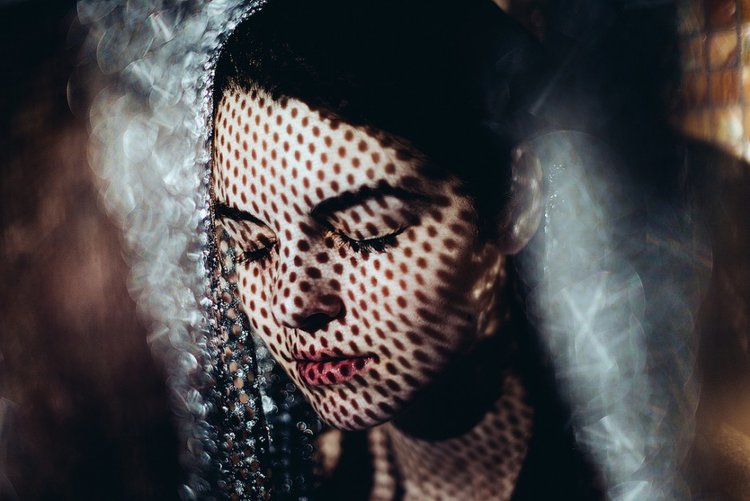 Lights and Shadows portraits by Jonas Hafner — DESIGNCOLLECTOR