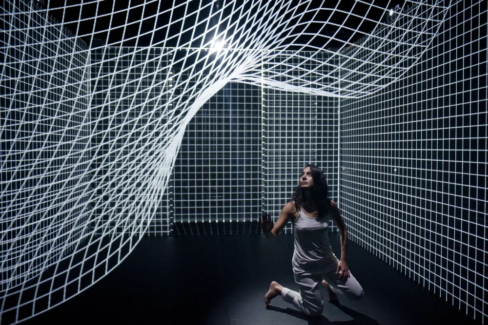 Hakanaï projection mapping dance performance by Adrien M and Claire B ...