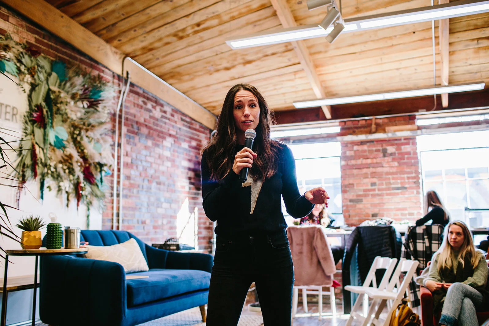 Jacki Carr | Guide. Speaker. Writer.