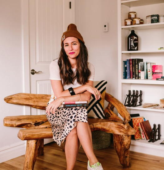 Jacki Carr | Guide. Speaker. Writer.