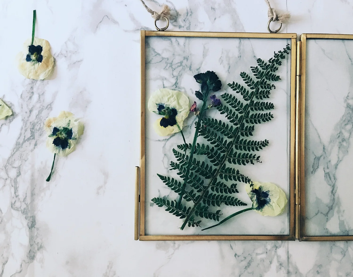 Make This Pretty Pressed Flower Art Quickly With An Iron — MELANIE ...