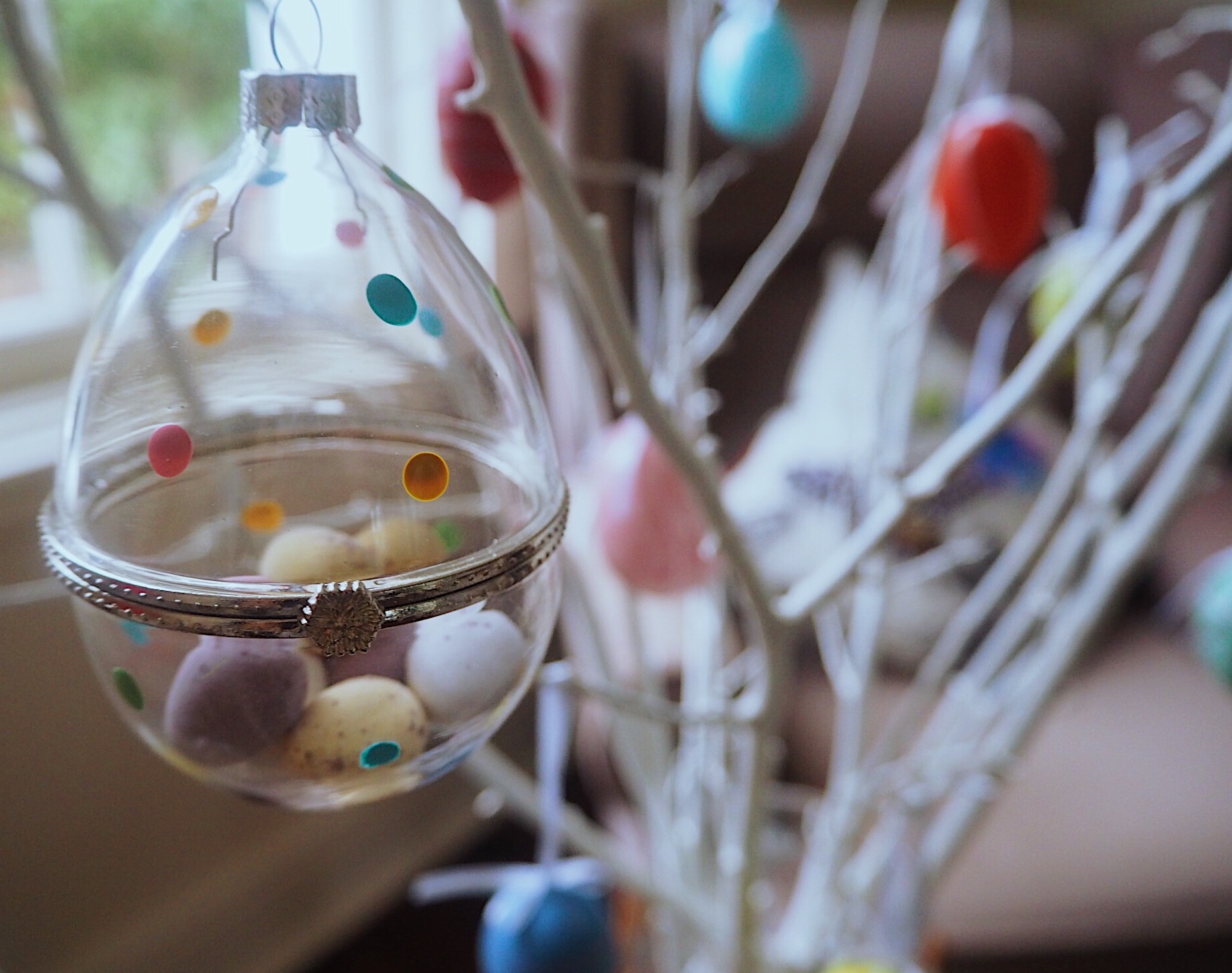 Create A Pretty Easter Display With Painted Branches & Hanging John ...