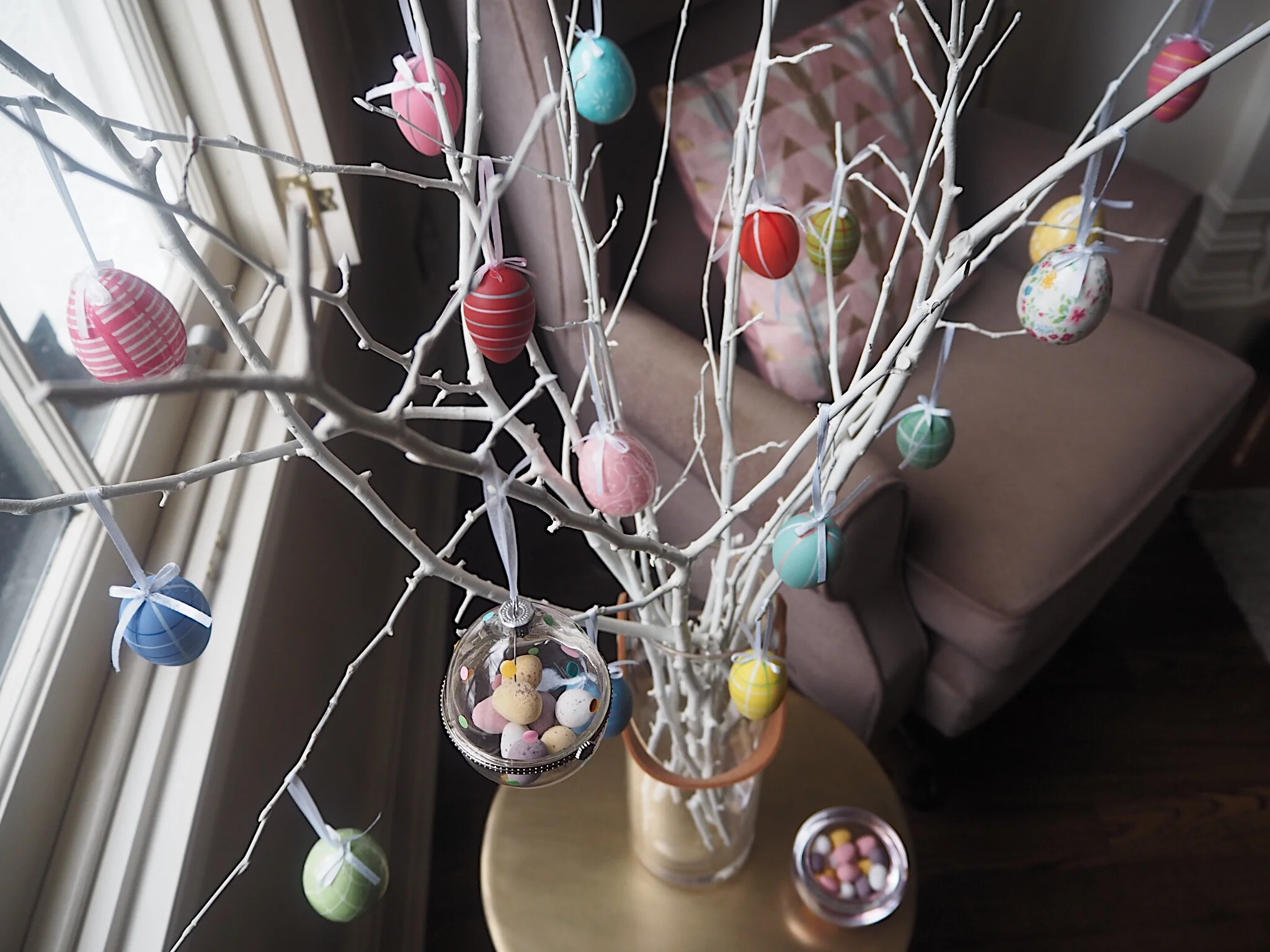 Create A Pretty Easter Display With Painted Branches & Hanging John ...