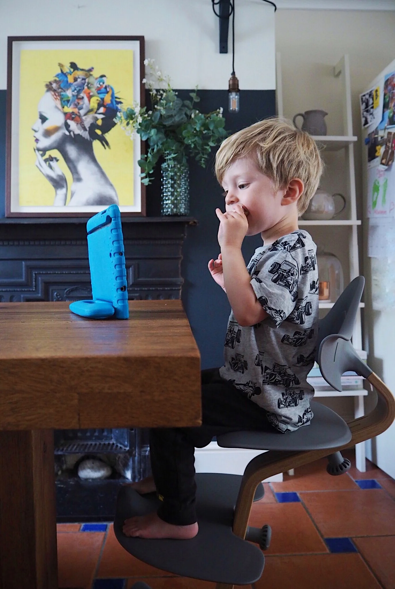 Meet nomi - the stylish, modern high chair that won't ruin your decor ...