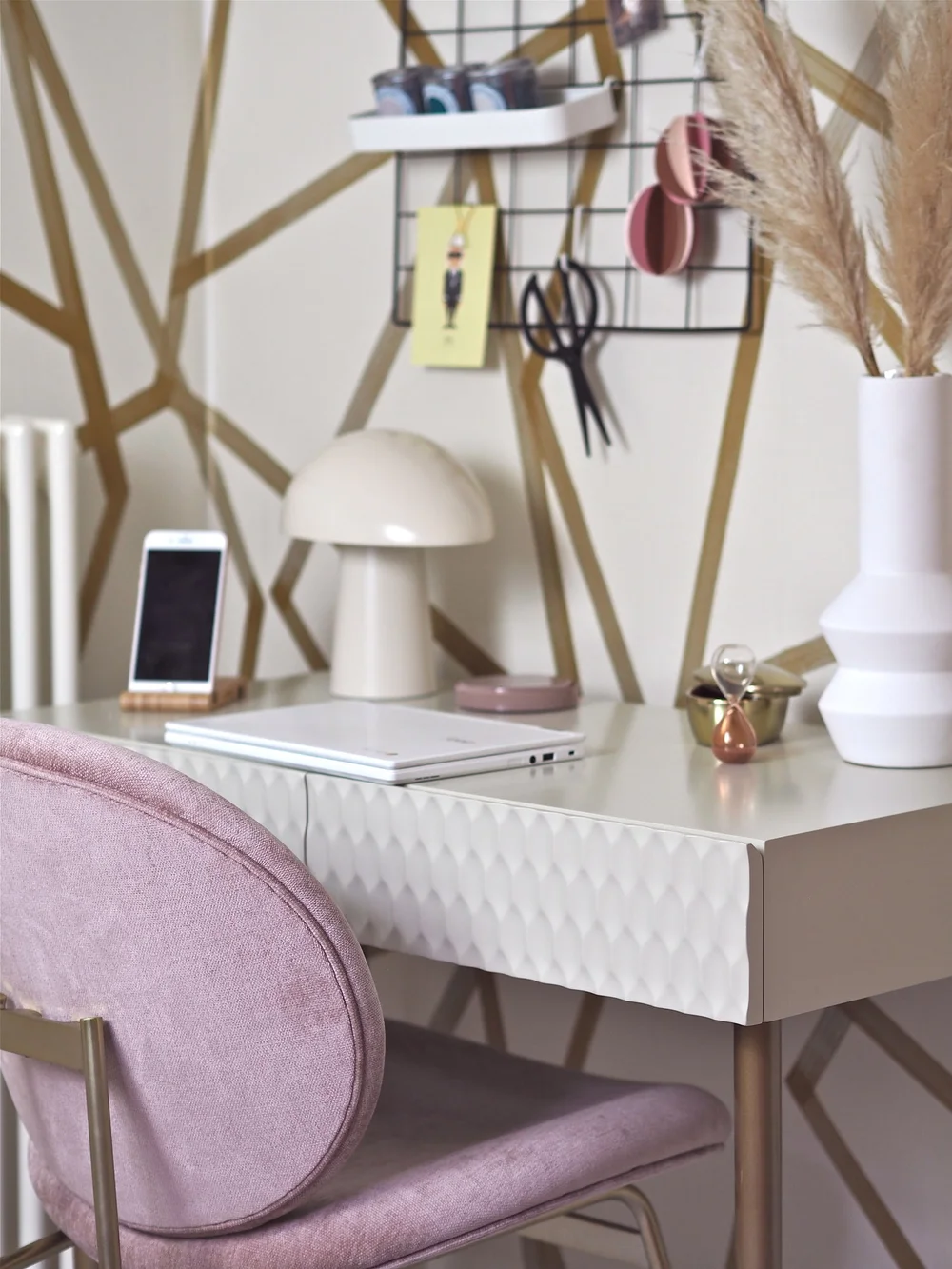 Working From Home: 5 Compact Desk Designs For Small Spaces — MELANIE ...