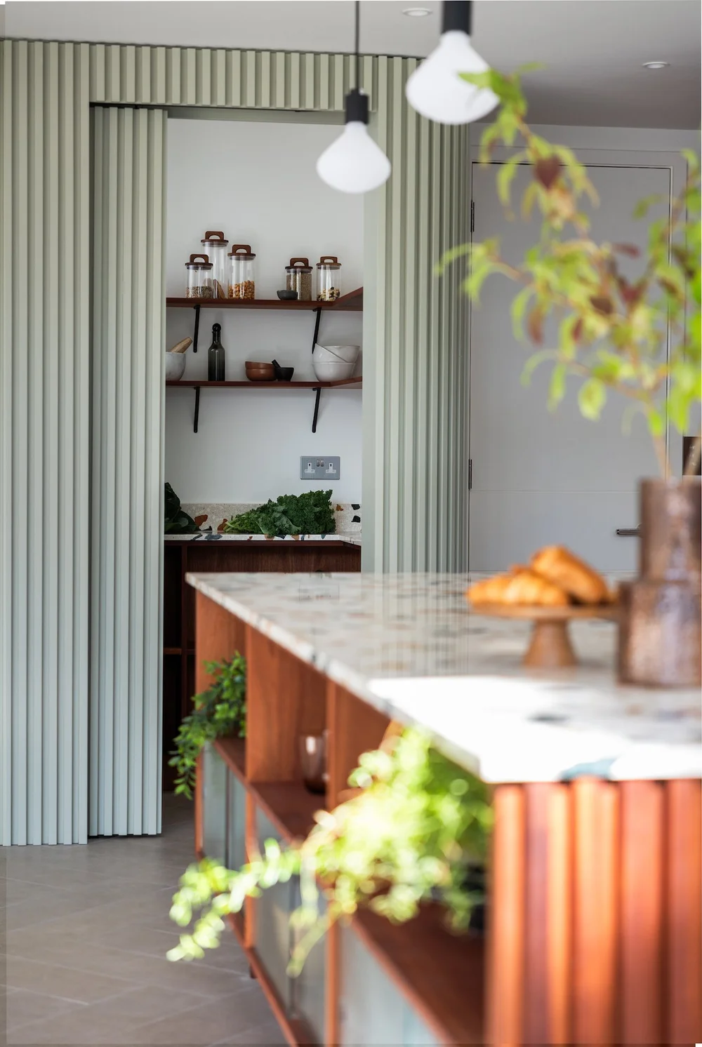 Kitchen Trends 2025: 7 Popular Yet Timeless Kitchen Design Ideas ...