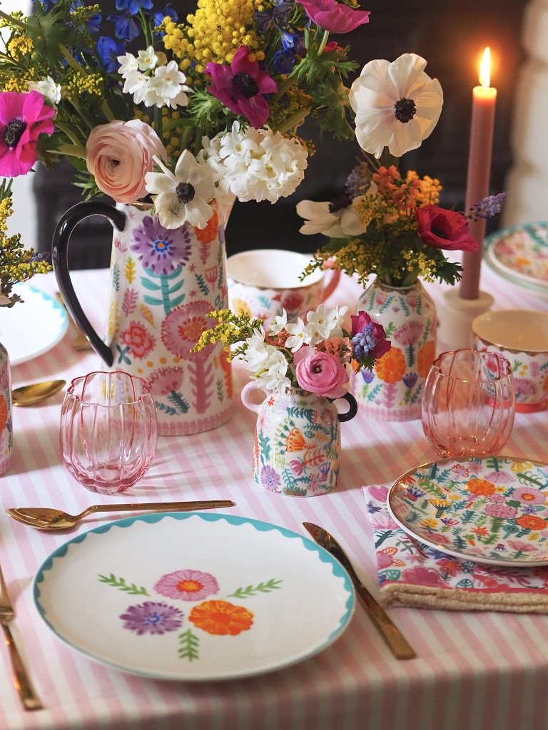 Spring Table Decor Ideas: 5 Easy Tips for a Vibrant Tablescape ...