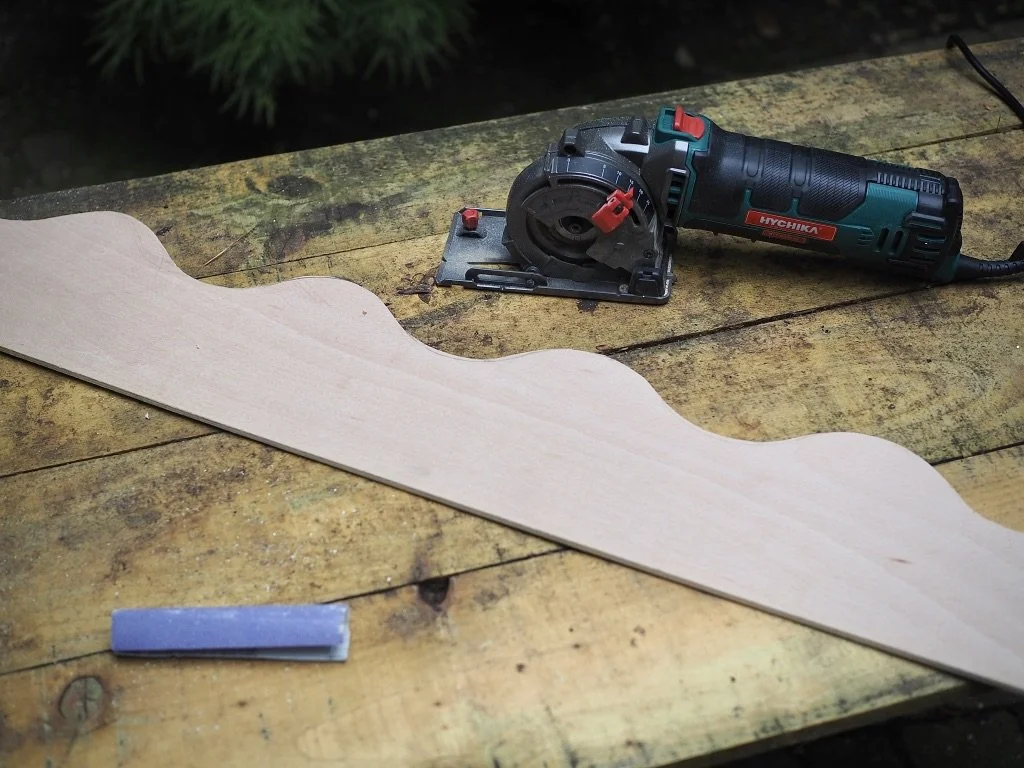 Get Creative: DIY Wavy-Edged Window Pelmet For A Kids’ Bedroom ...