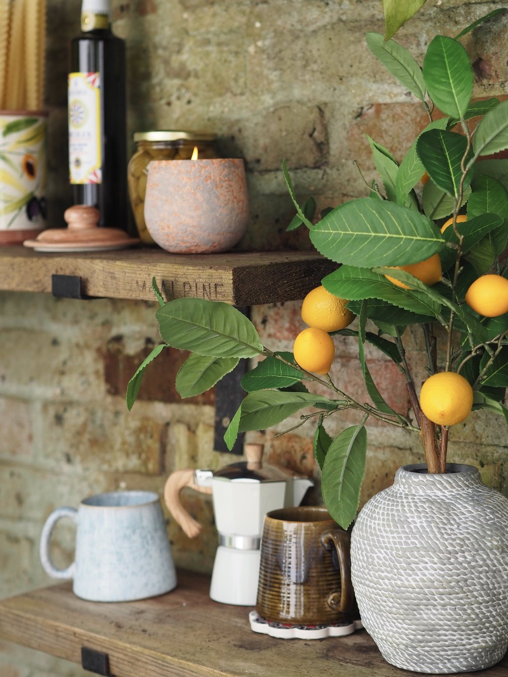 How To Style a Mediterranean-Inspired Table Setting — MELANIE LISSACK ...