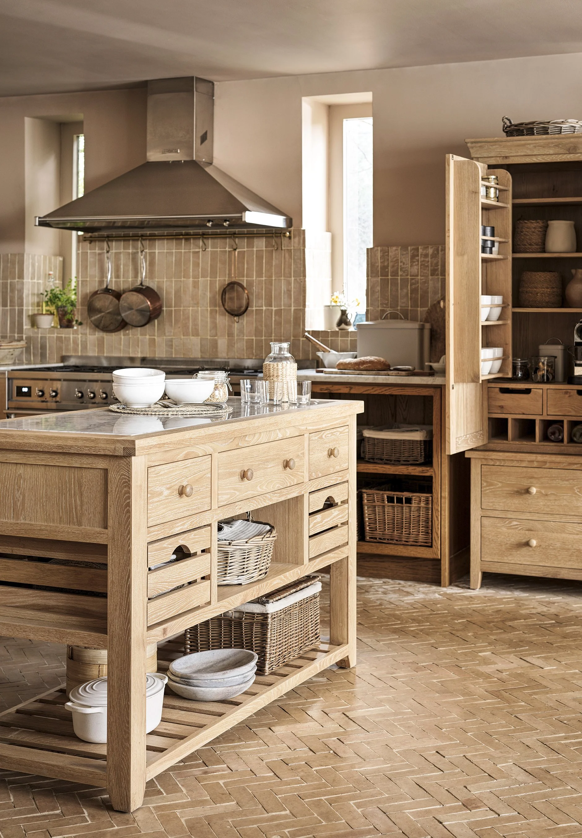 Oak wood is the go-to material to create a stylish and durable interior ...