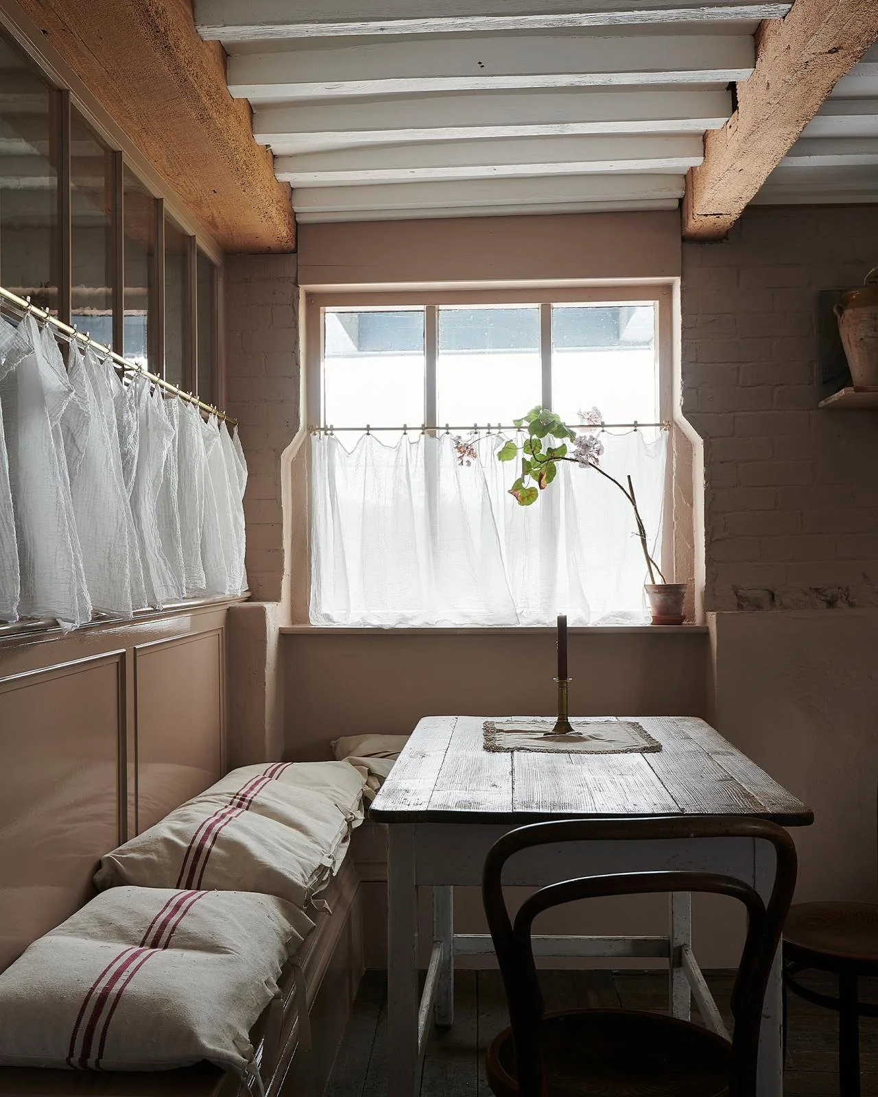 How I Made My Cafe Curtains + Cafe Curtain Inspiration — MELANIE ...