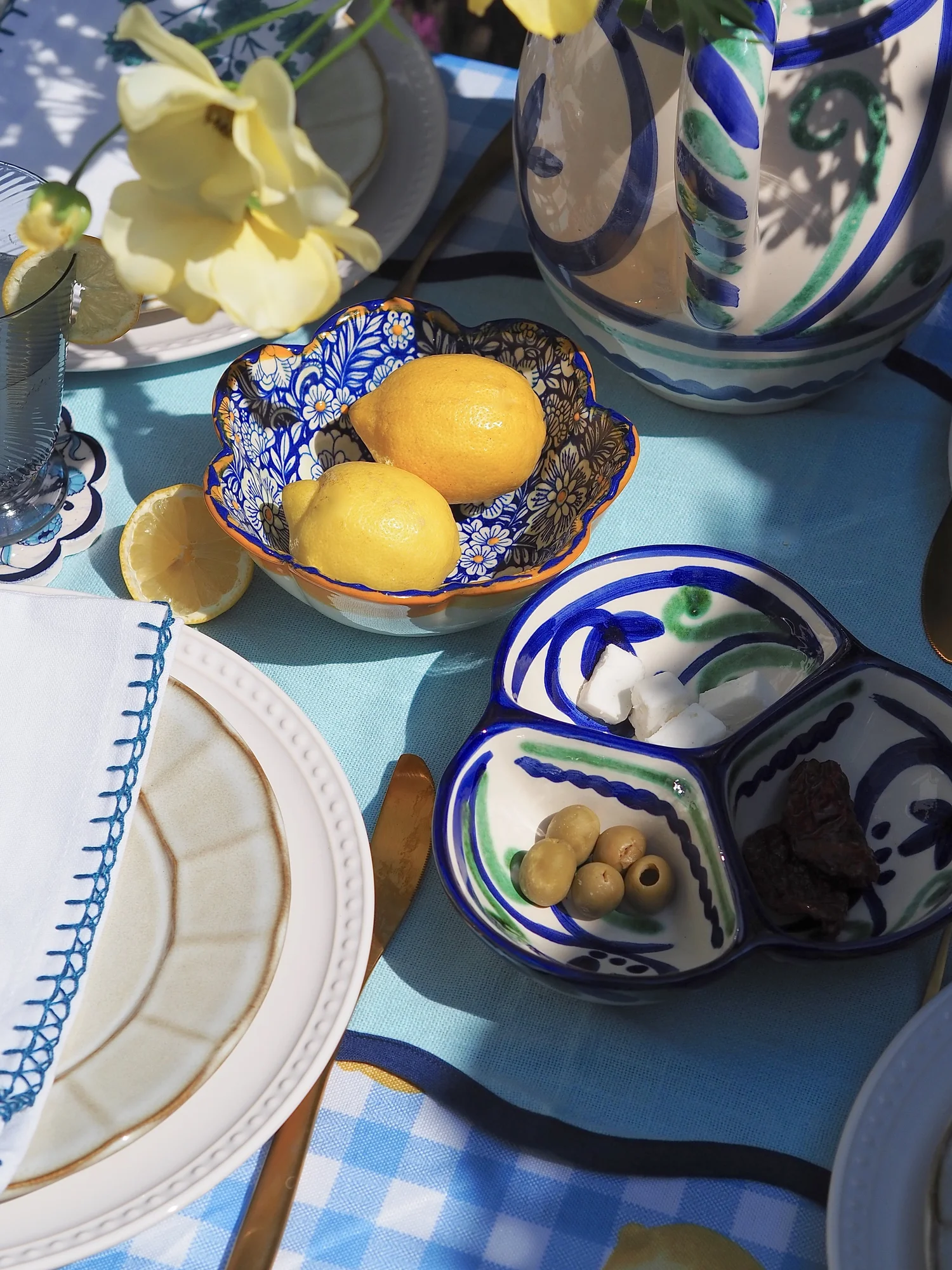 How To Style a Mediterranean-Inspired Table Setting — MELANIE LISSACK ...