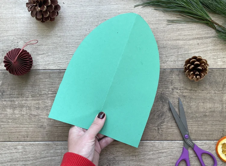 How To Easily Make Stunning Scandi-Style Folded Paper Christmas ...