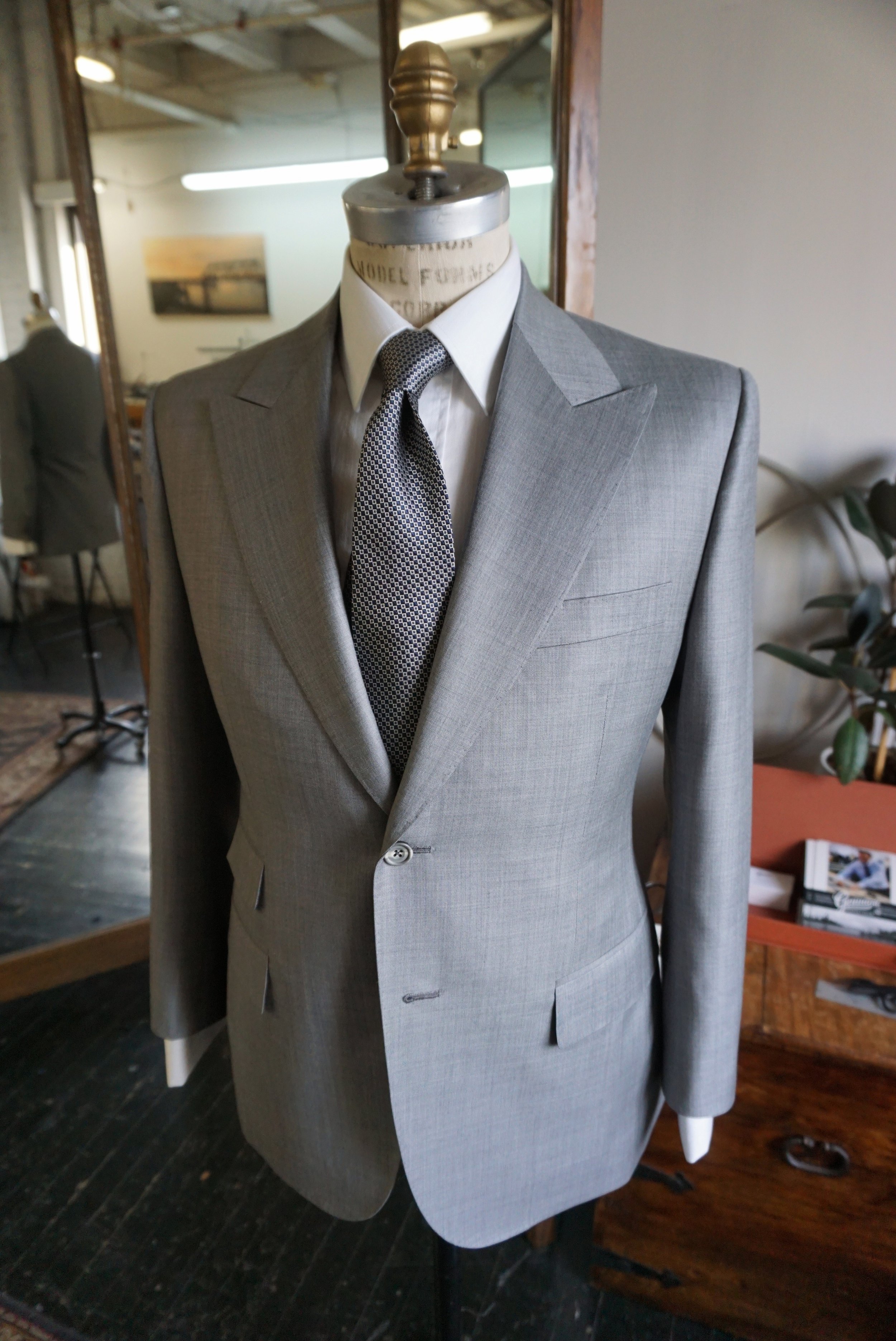 GENUARDI TAILOR