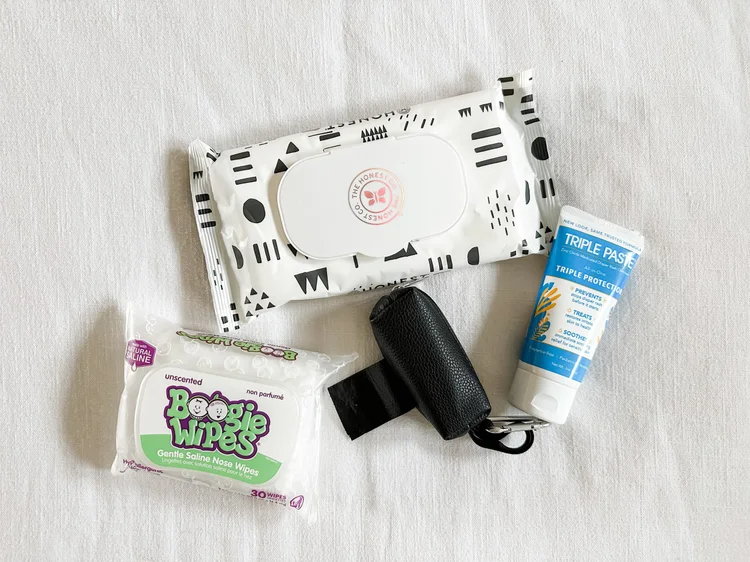 How to Pack a Diaper Bag for the Perfect Baby Shower Gift | Simple ...