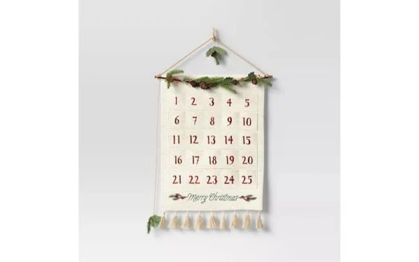 25 Super Cute Fillable Advent Calendars and Christmas Countdowns ...