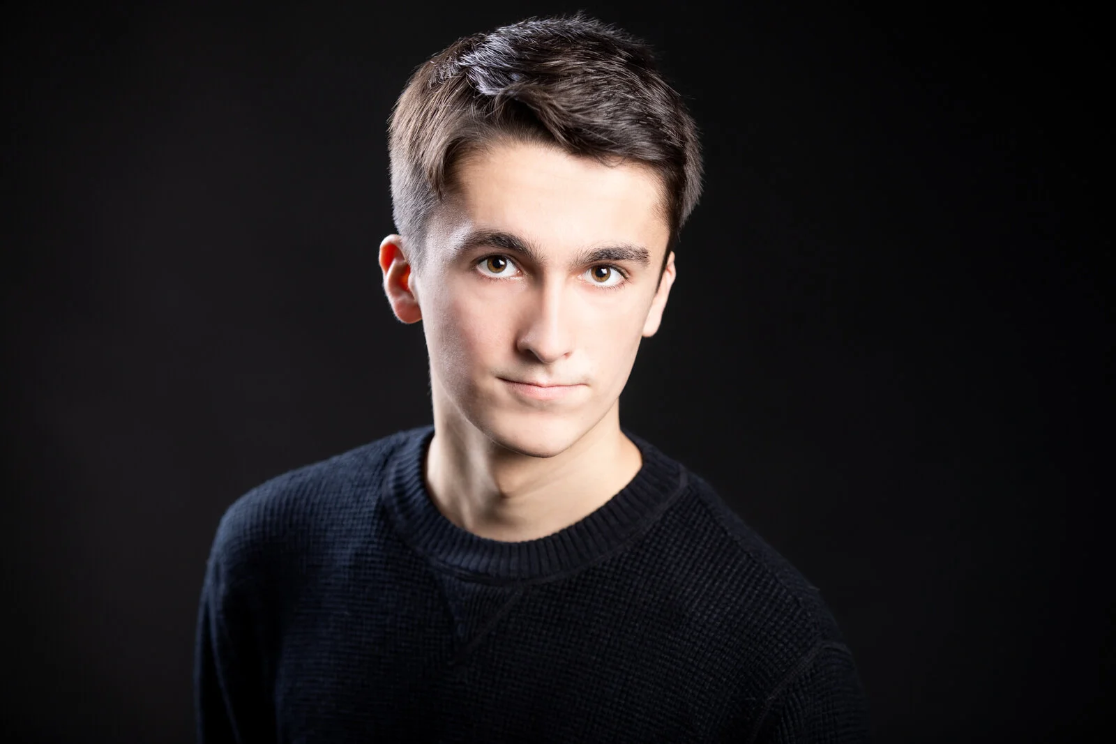 How To Look Good And Feel Confident For A Professional Headshot Photo