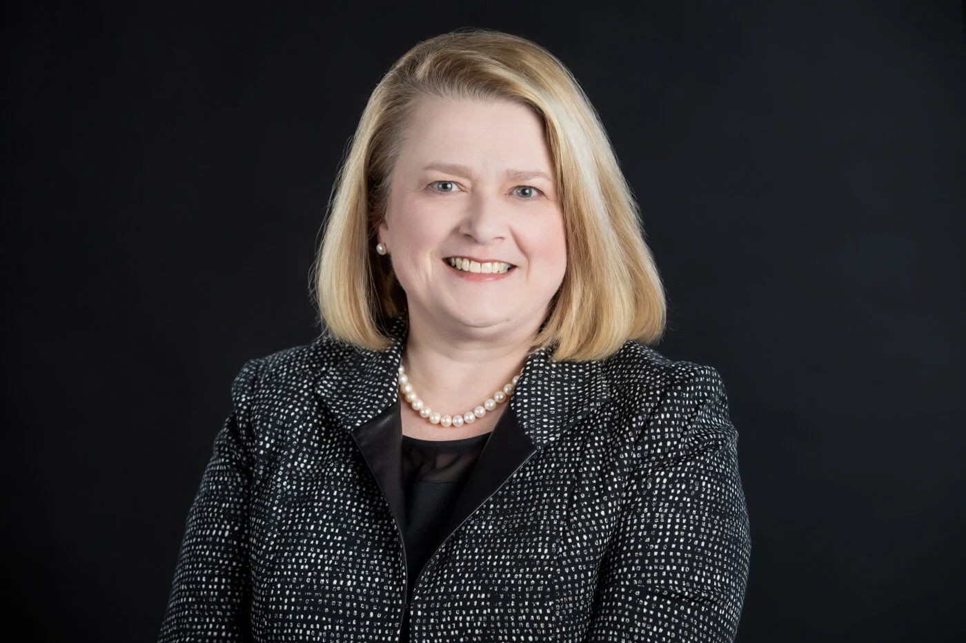 Represent Your Business The Right Way With A Professional Headshot