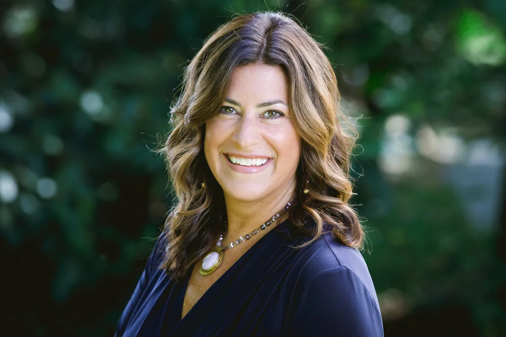 Represent Your Business The Right Way With A Professional Headshot
