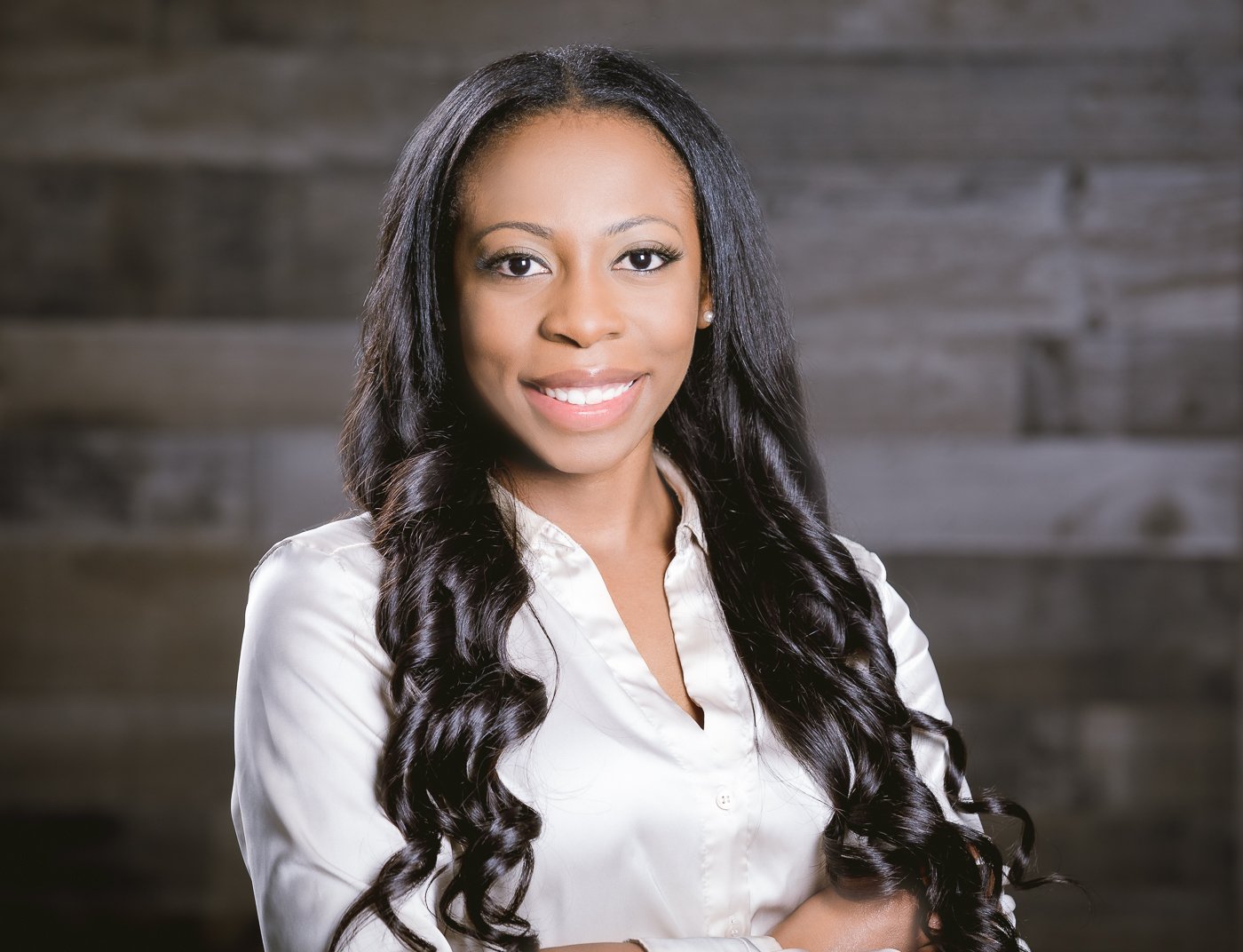 Why You Need a New Professional Headshot and What Colors To Wear