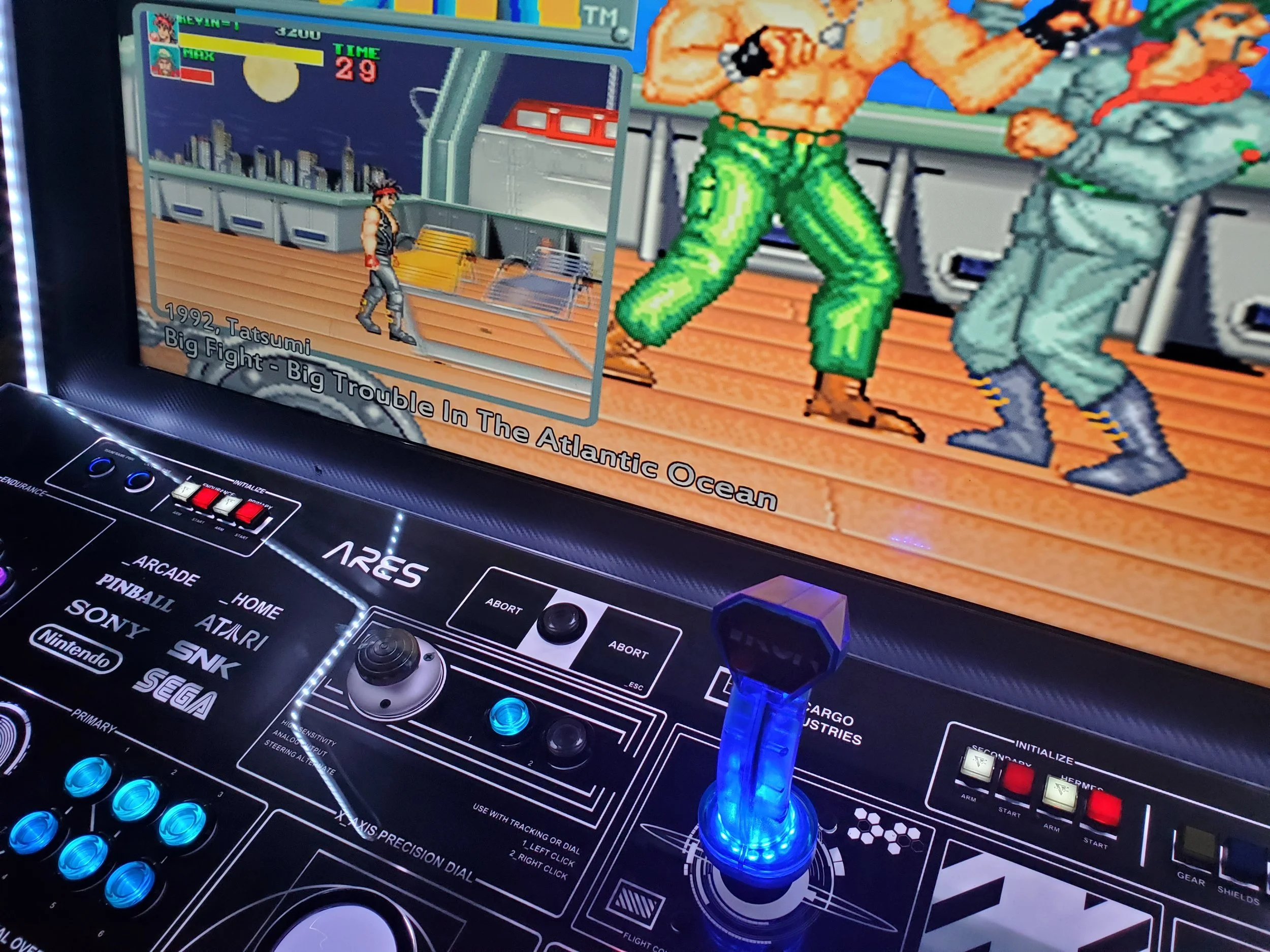 'FALCON/COLOSSUS' - XL 4 Player Arcade (First-Class) - 43" Monitor ...