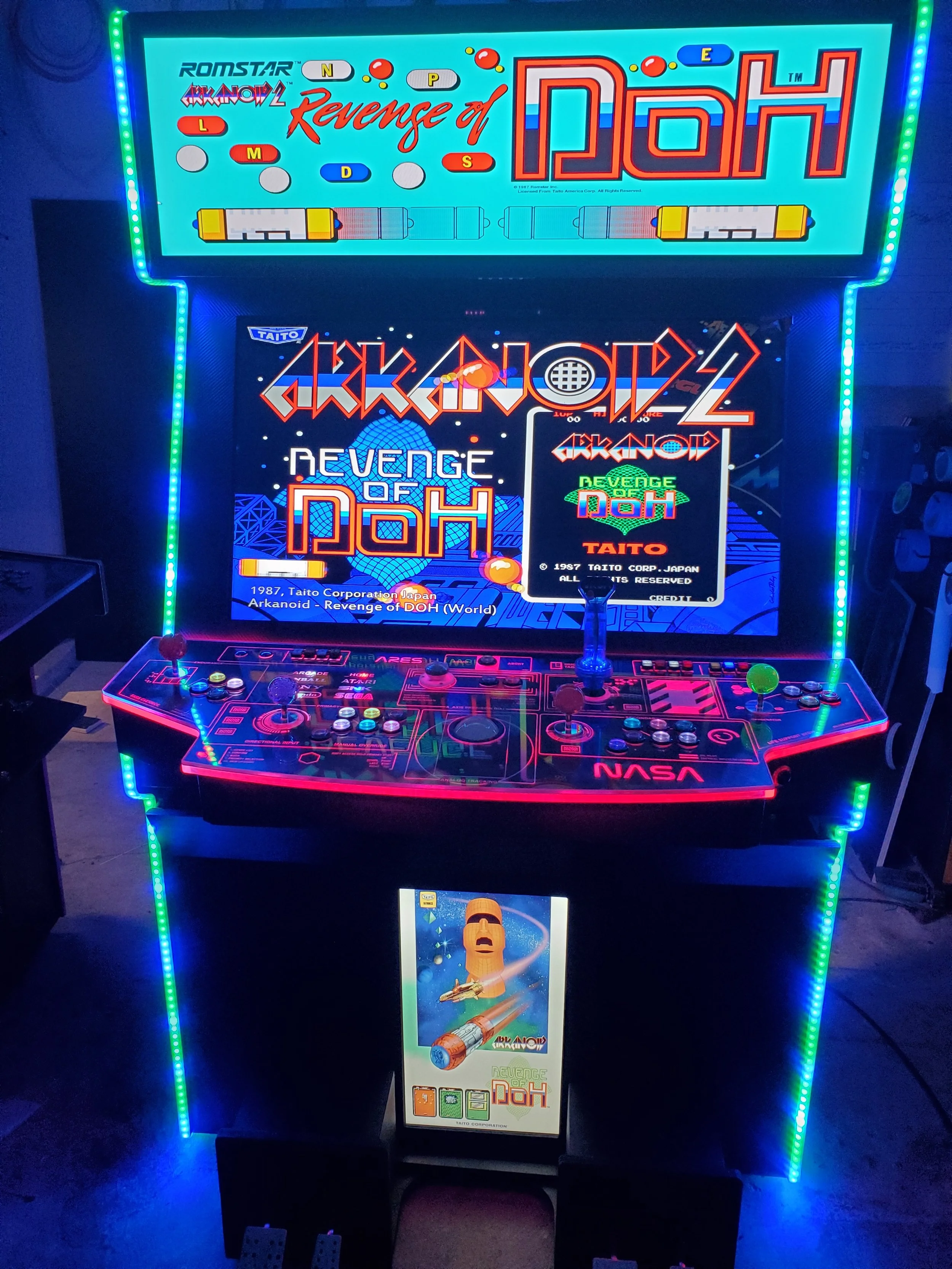 'FALCON/COLOSSUS' - XL 4 Player Arcade (First-Class) - 43" Monitor ...