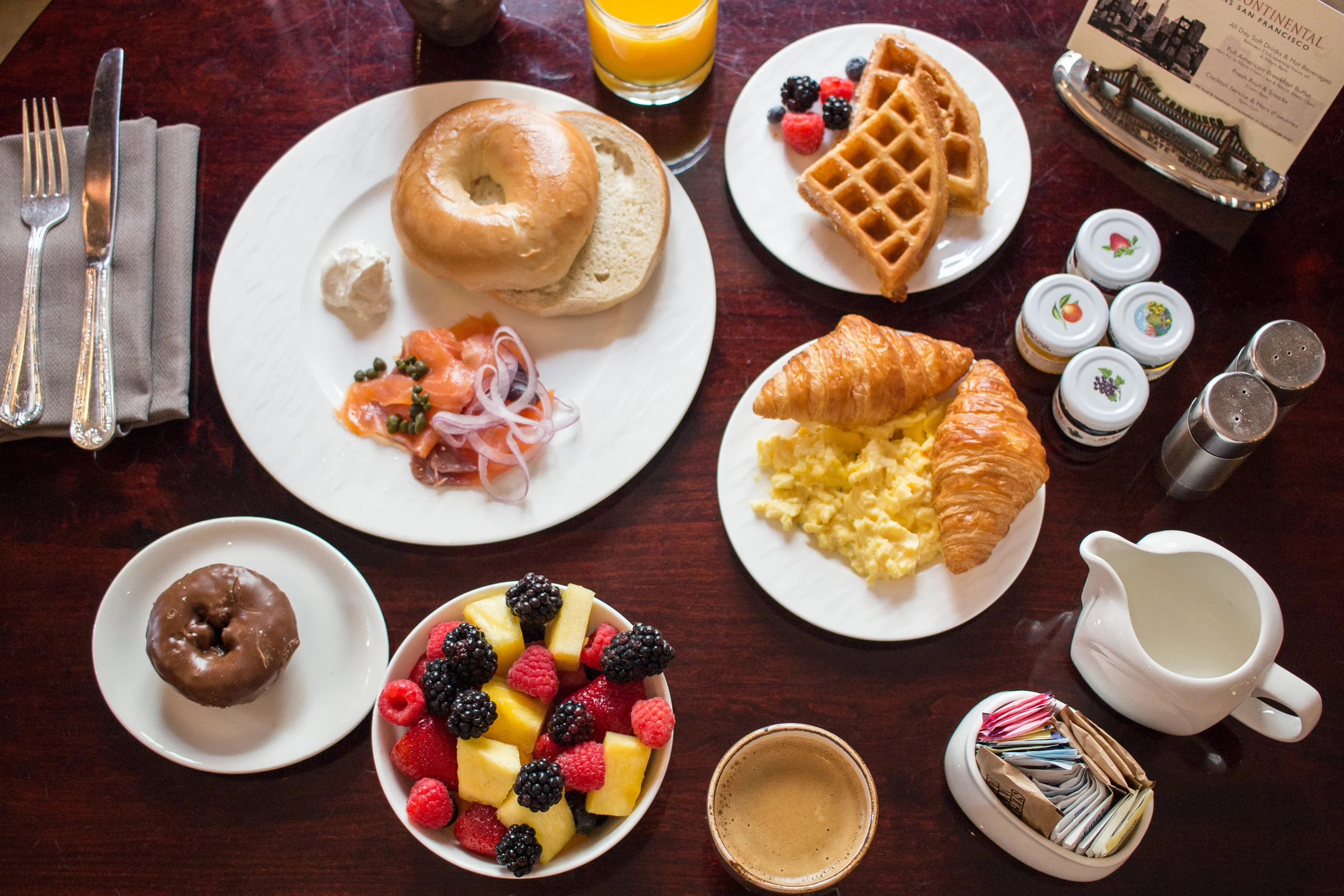 CHECKING IN: INTERCONTINENTAL MARK HOPKINS SAN FRANCISCO — SUGAR & STAMPS