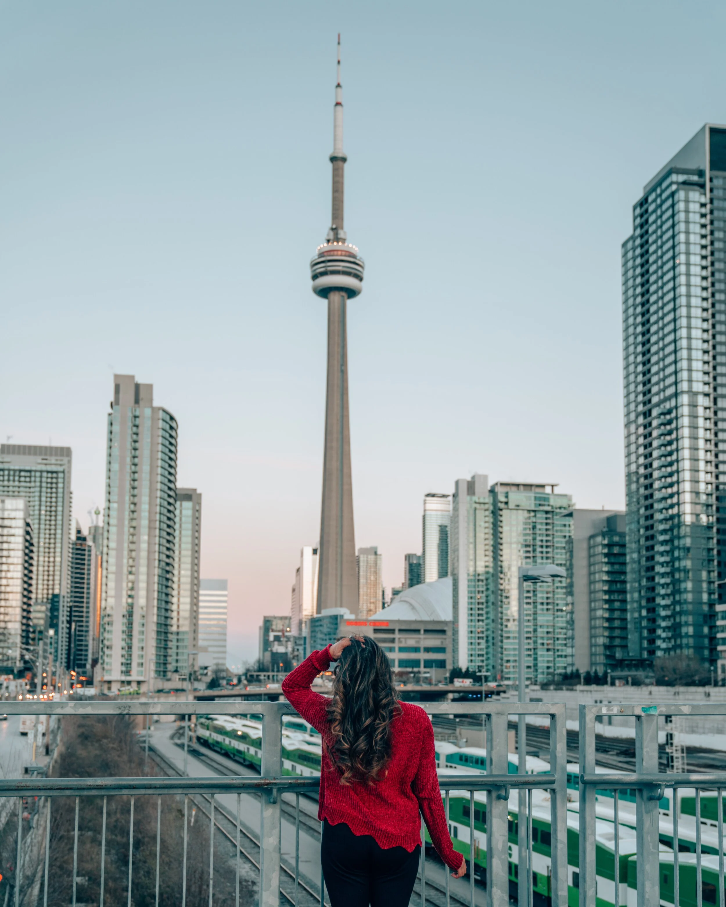 15 FANTASTIC THINGS TO DO IN TORONTO CANADA SUGAR STAMPS